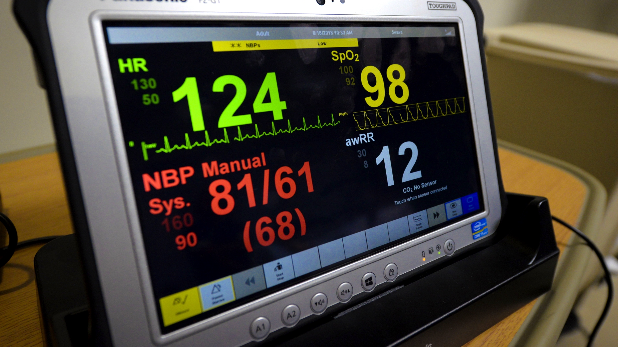 ICU patients recover faster when they use their own respiratory muscles ...